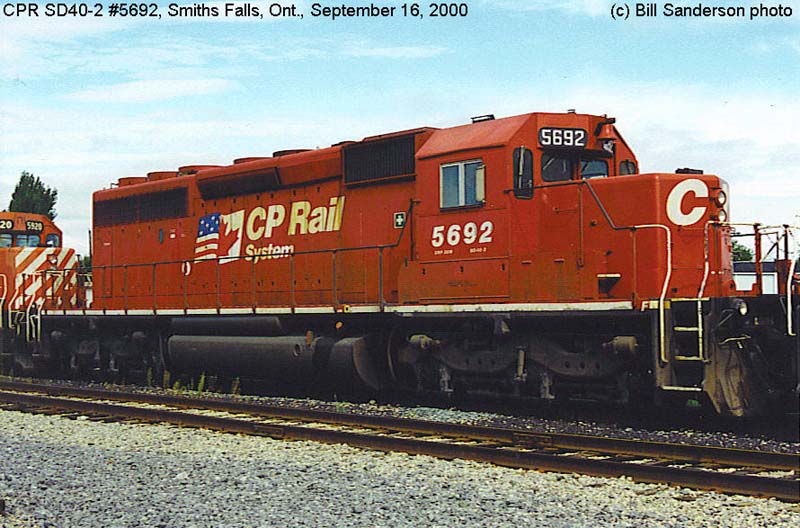 SD40-2 5692